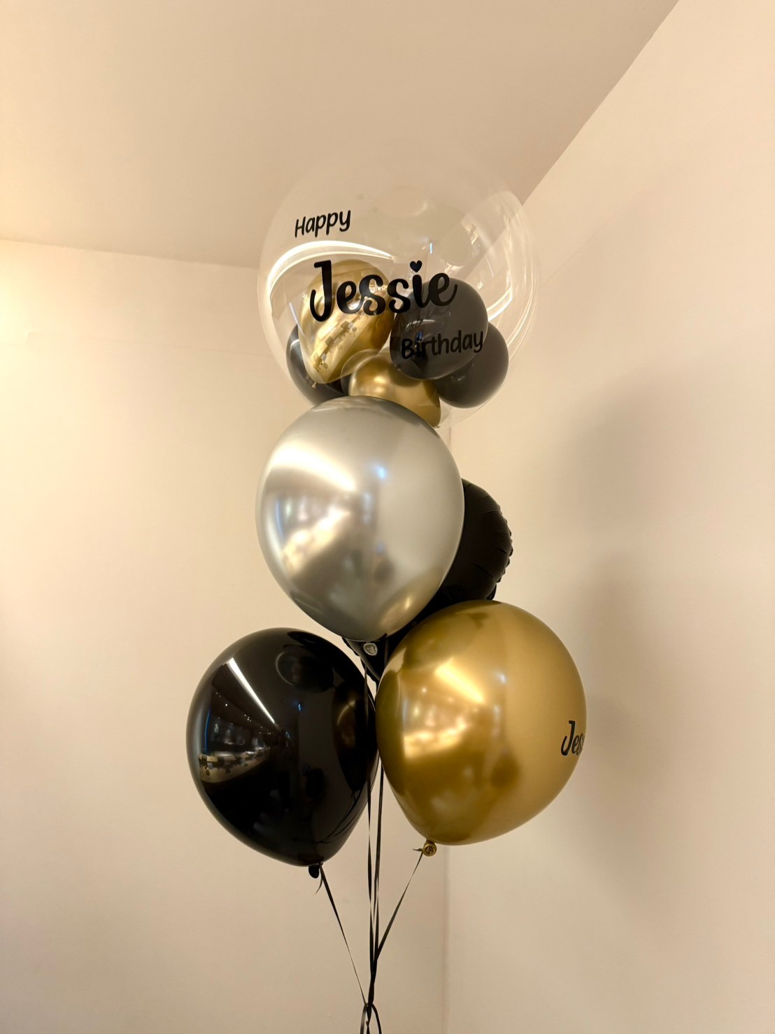 生日輕奢漂浮拱門 客製化桌卡佈置 | APRIL BALLOON 四月氣球